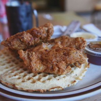FAT’S FRIED CHICKEN & WAFFLES - 944 Photos & 804 Reviews - 2726 E ...