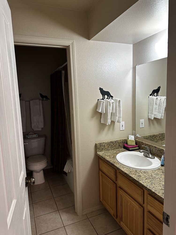 Mountain Landing Suites & RV Park - Updated June 2026 - 27 Photos & 25 ...