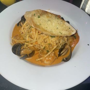 DOCKS OFF 5TH - Updated April 2025 - 263 Photos & 49 Reviews - 25 W ...