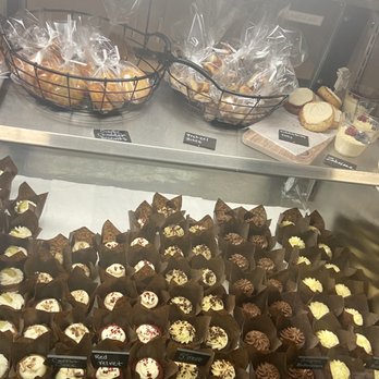 WICKED BATTER CAFE - Updated May 2025 - 39 Photos & 21 Reviews - 6000 ...