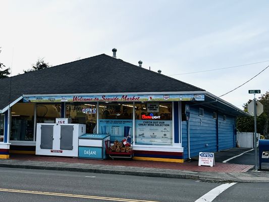 SEASIDE MARKET - Updated May 2026 - 43 Photos - 250 Ave U, Seaside ...