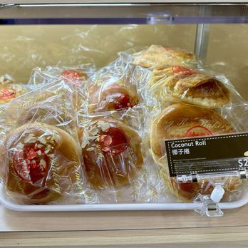 SHENG KEE BAKERY - Updated August 2025 - 233 Photos & 49 Reviews ...