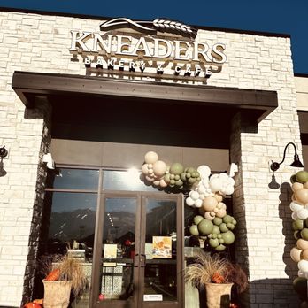 KNEADERS BAKERY & CAFE - Updated October 2025 - 48 Photos & 13 Reviews ...