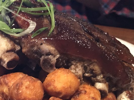 VILLAGE PUB - 48 Photos & 39 Reviews - 3759 Center Rd, Perry Village ...