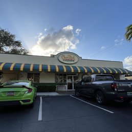 CHAR-HUT - Updated July 2025 - 288 Photos & 247 Reviews - 9000 W Sr 84 ...