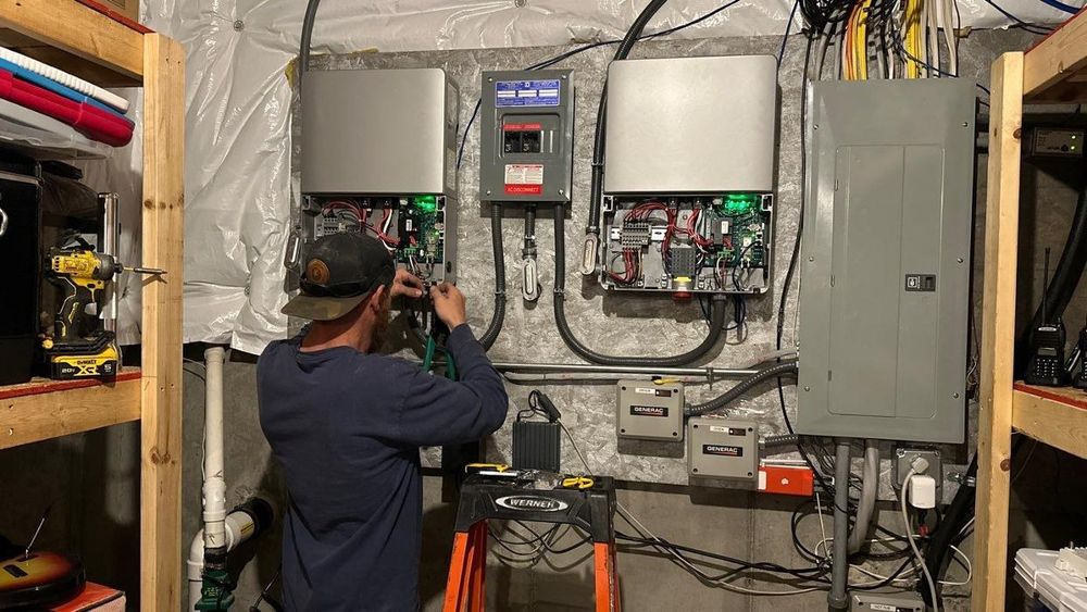 RIVERSIDE ELECTRIC - Updated October 2025 - 59 Photos - 680 Redna Ter ...