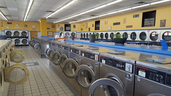 ARCHER CENTRAL COIN LAUNDRY - Updated October 2025 - 24 Photos & 13 ...