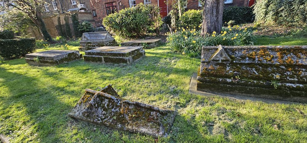WINDSOR PARISH CHURCH OF ST. JOHN THE BAPTIST - High St, Windsor ...
