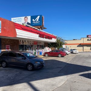 WALMART SUPERCENTER - Updated July 2025 - 14 Photos - 825 Cartersville ...