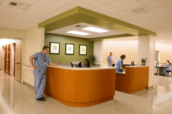 MAMMOTH HOSPITAL - Updated December 2025 - 47 Photos & 134 Reviews - 85 ...