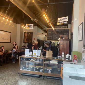 BLOCK 16 - Updated June 2025 - 1266 Photos & 1345 Reviews - 1611 Farnam ...