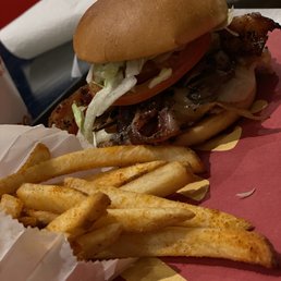 HI-POINTE DRIVE-IN - Updated October 2025 - 217 Photos & 219 Reviews ...