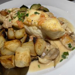 BAROLO EAST - Updated July 2025 - 320 Photos & 324 Reviews - 214 E 49th ...