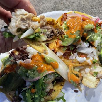 LOS PERRONES - Updated October 2024 - 22 Photos & 16 Reviews - 900 Howe ...