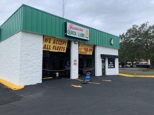 FAMOUS QUICK LUBE 10 - Updated December 2025 - 11 Photos - 9902 San ...