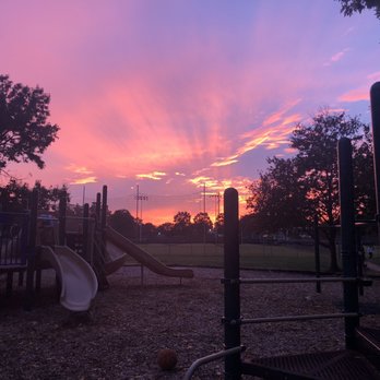 BISHOP PARK - Updated October 2025 - 21 Photos - 705 Sunset Dr, Athens ...