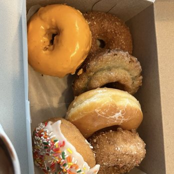 DONUT STAR - Updated June 2025 - 394 Photos & 439 Reviews - 601 W ...