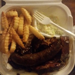 AMOS & AMOS BBQ - 61 Photos & 39 Reviews - 4000 6th St NE, Minneapolis ...
