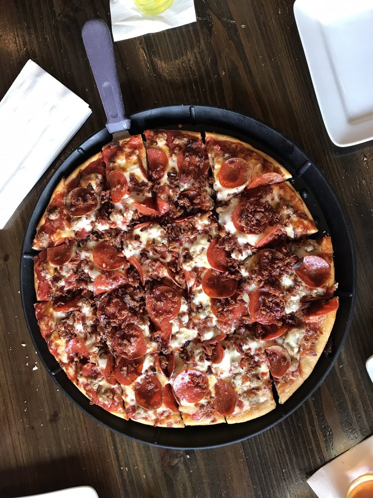 HOME RUN INN PIZZA - BOLINGBROOK - 84 Photos & 248 Reviews - 1280 W ...