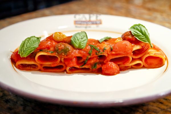 CAFE MILANO - 304 Photos & 576 Reviews - 3251 Prospect St NW ...