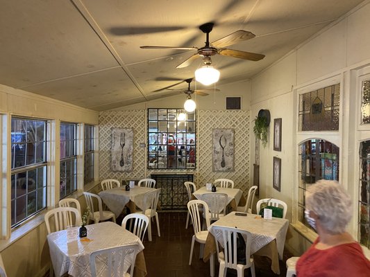 BACK PORCH - Updated March 2025 - 166 Photos & 78 Reviews - 115 County ...