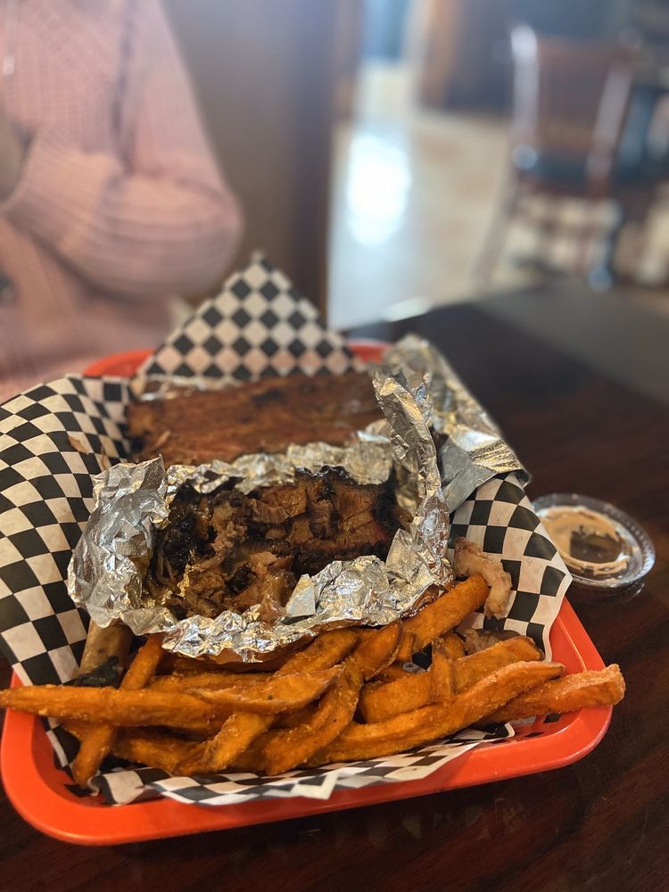 THE HOLY GRILL - 270 Photos & 278 Reviews - 322 E S St, Pleasant Grove ...