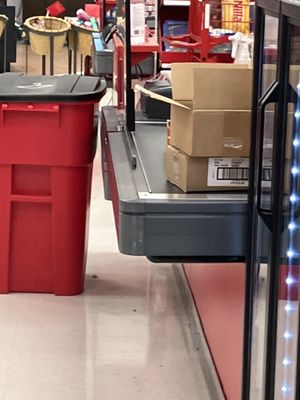 TARGET - Updated October 2025 - 56 Photos & 37 Reviews - 600 Executive ...