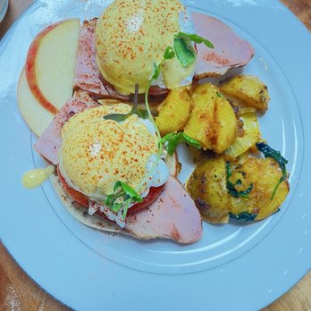 AMA KITCHEN - Updated December 2025 - 43 Photos & 24 Reviews - 809 ...