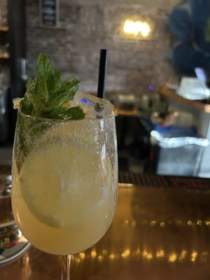 815 - Updated January 2026 - 44 Photos & 78 Reviews - 815 Elm St ...