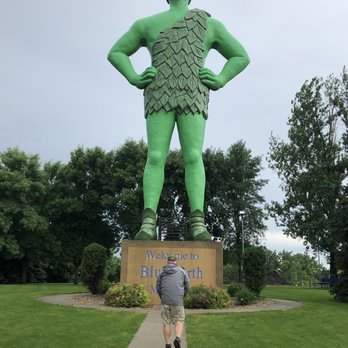 GREEN GIANT STATUE PARK - Updated December 2025 - 35 Photos & 12 ...