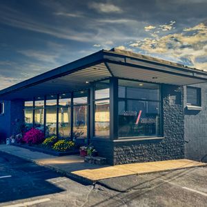 VOLSHOP - Updated December 2025 - 32 Photos - 2509 University Commons ...