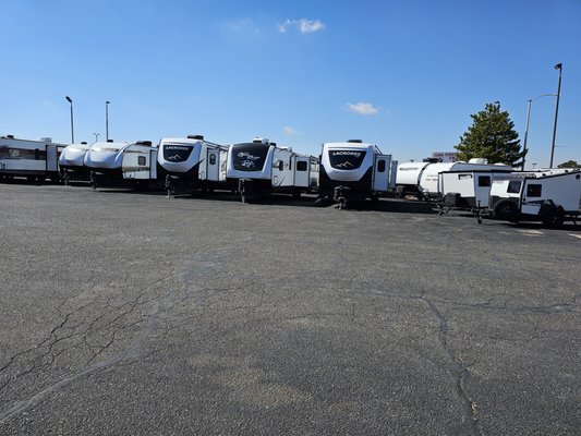 MYERS RV CENTER - Updated December 2025 - 25 Photos & 35 Reviews ...