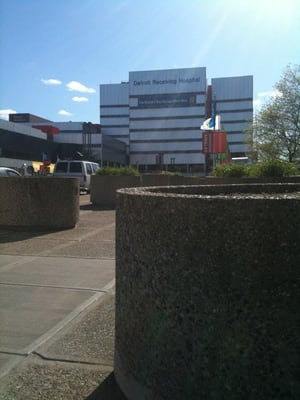 DMC DETROIT RECEIVING HOSPITAL - Updated May 2025 - 24 Photos & 55 ...