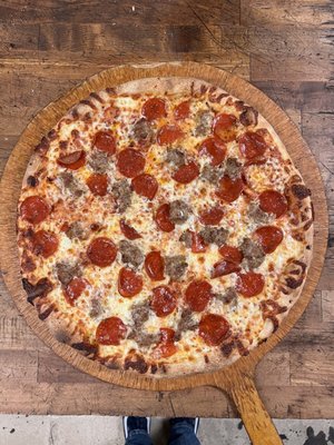 LUMBERJACK PIZZA - Updated December 2025 - 140 Photos & 169 Reviews ...