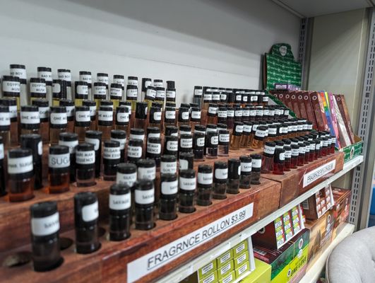 PAYLESS TOBACCO SMOKE SHOP - Updated October 2025 - 34 Photos & 10 ...