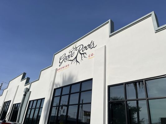 GROVE ROOTS BREWING CO - Updated October 2025 - 193 Photos & 114 ...