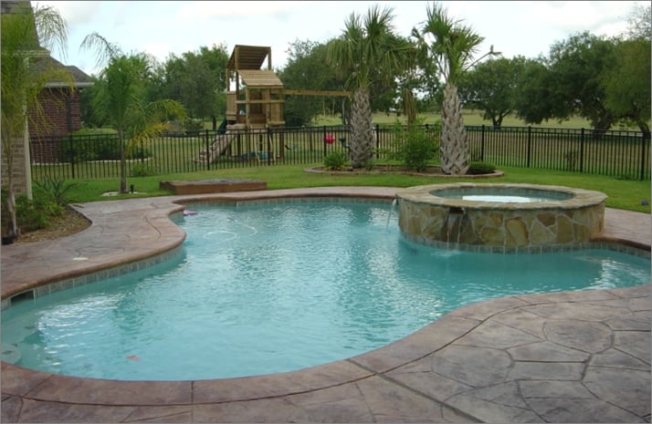 LIVING WATER POOLS - Hot Tub & Pool - 102 Kilo Ct, Interlachen, FL ...