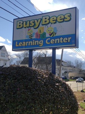 BUSY BEES LEARNING CENTER - Updated September 2025 - 209 S Main St ...