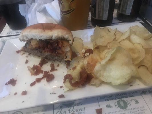 BUD’S CORNER - Updated September 2025 - 23 Reviews - 5750 Columbus Rd ...