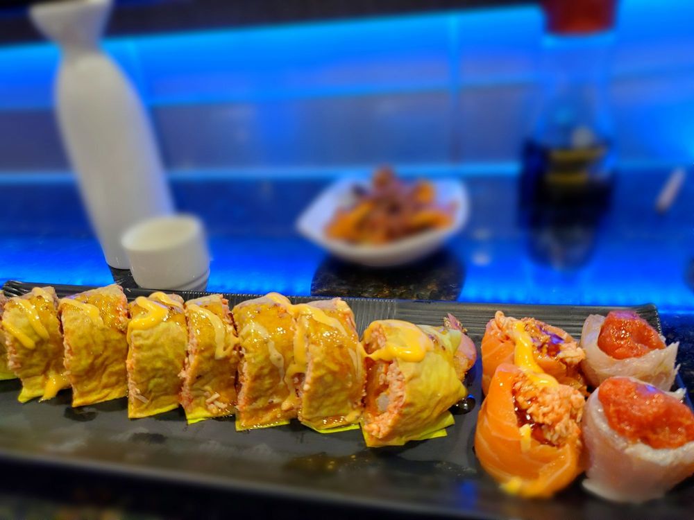 SHOW SUSHI - Updated March 2025 - 4214 Photos & 2766 Reviews - 957 W ...