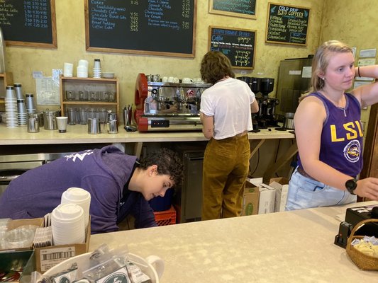 HIGHLAND COFFEES - 90 Photos & 130 Reviews - 3350 Highland Rd, Baton ...