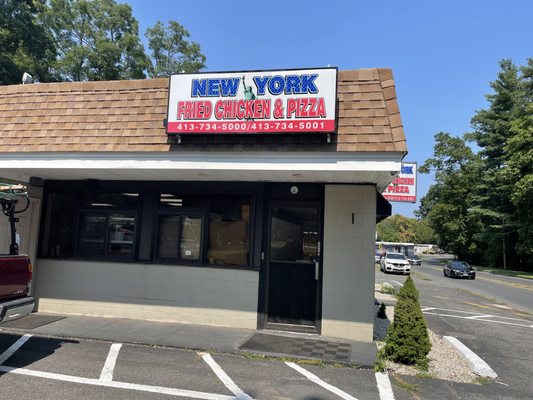 NEW YORK FRIED CHICKEN & PIZZA - Updated November 2025 - 770 Bay St ...