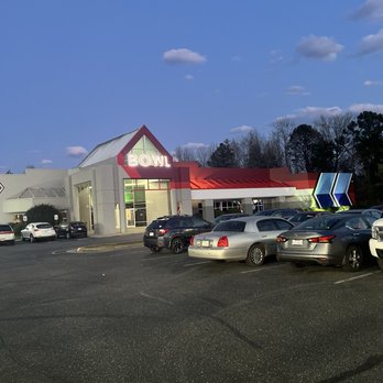BOWLERO WINSTON-SALEM - Updated January 2026 - 44 Photos & 16 Reviews ...