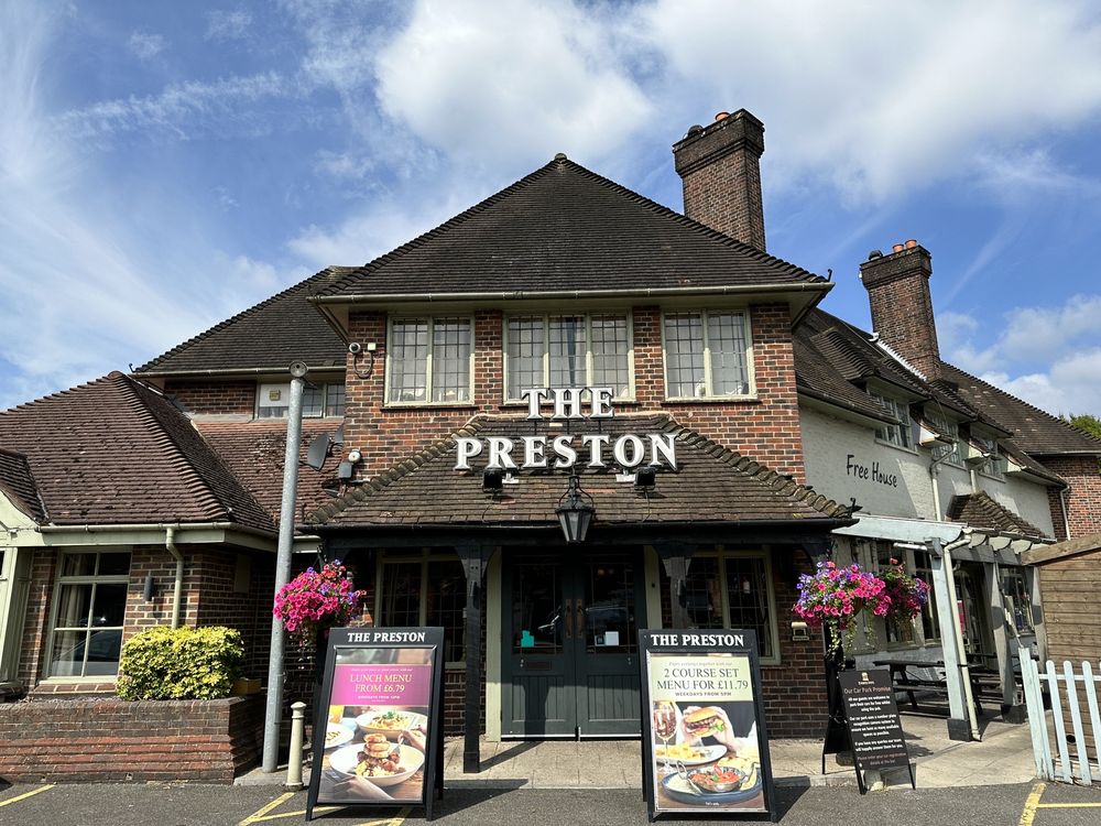 THE PRESTON - Updated September 2025 - 11 Reviews - 161 Preston Road ...