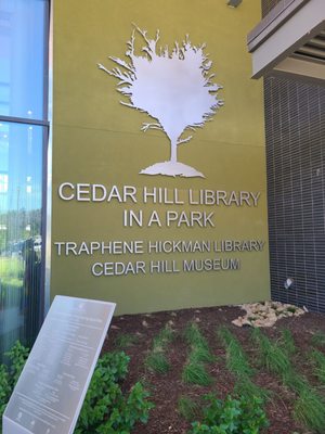 TRAPHENE HICKMAN LIBRARY - Updated December 2025 - 11 Photos - 450 ...