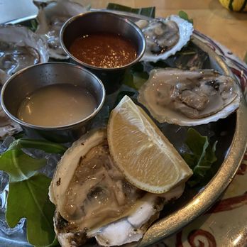 PACÍFICO - Updated May 2024 - 422 Photos & 412 Reviews - 220 College St ...