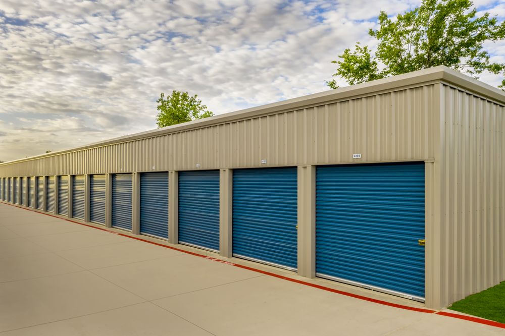 STORE HOUSE STORAGE - Updated August 2024 - Request a Quote - 2333 S ...