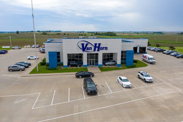 VAN HORN CHEVROLET OF NEWHALL - Updated October 2025 - 17 Photos & 11 ...