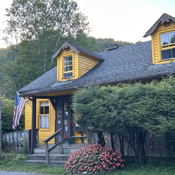 HELVETIA HUTTE RESTAURANT - Updated October 2025 - 86 Photos & 40 ...