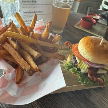 FLAMME BURGER - KEYSTONE - Updated July 2024 - 716 Photos & 548 Reviews ...